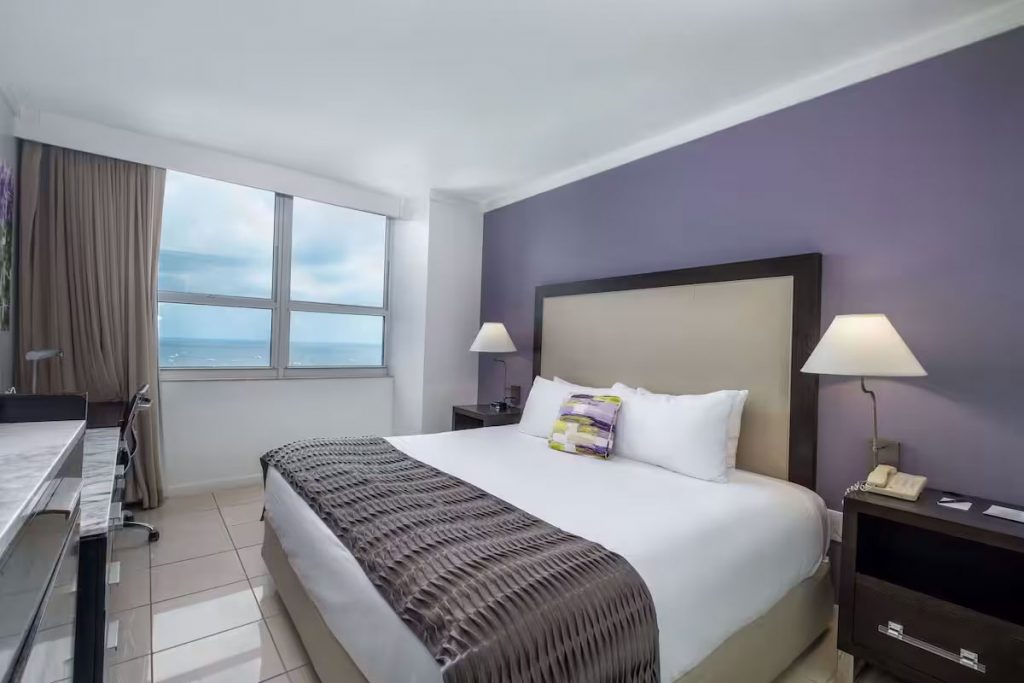 Rooms - Arya Hotel & Suites